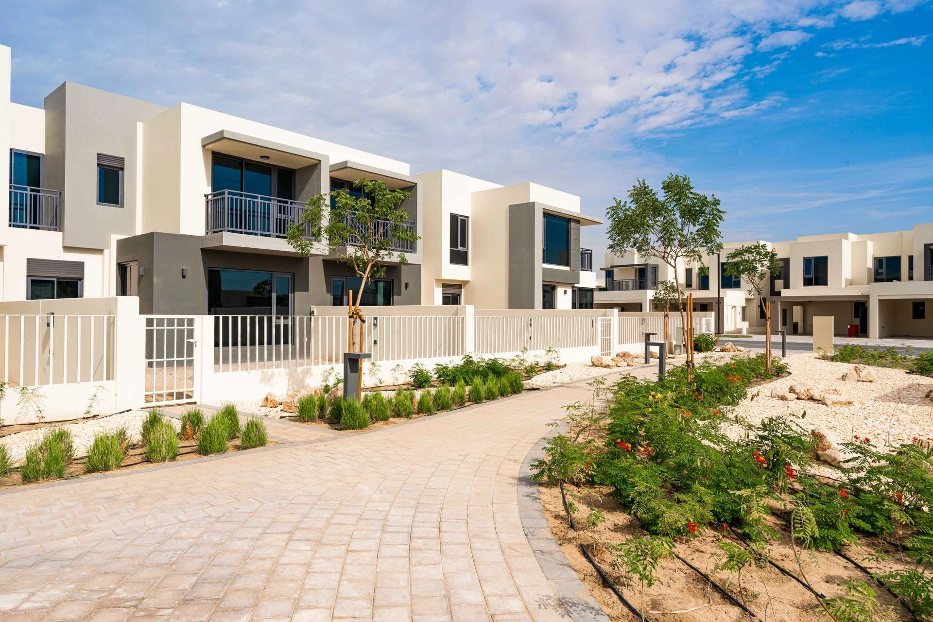 Maple 3 in Dubai - Flats for Sale | DDA Real Estate